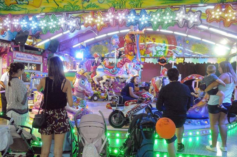 De marcha nocturna en la Feria de Mérida | Hoy