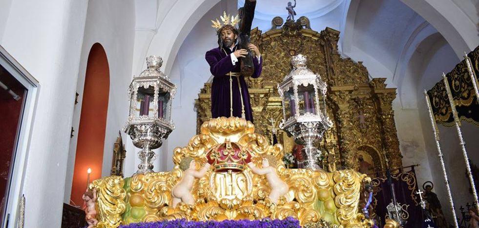 La Cofradía De Nuestro Padre Jesús Nazareno Y María Santísima De La